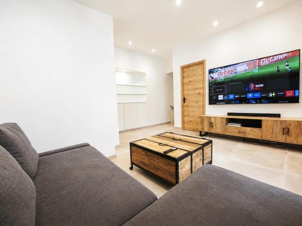 Maison De Ville Au Coeur De Draguignan - Garage Privé - Draguignan