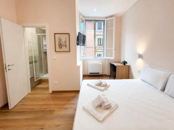 Due Torri - Room With Private Bathroom In The Center - Casalecchio di Reno