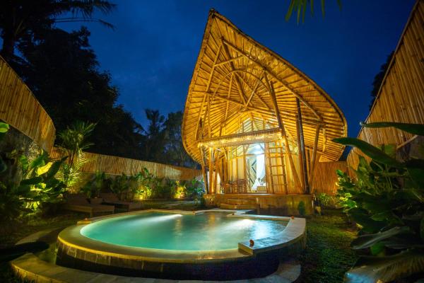 Golden Paddy Bamboo House -By Sunrise Hill - Besakih