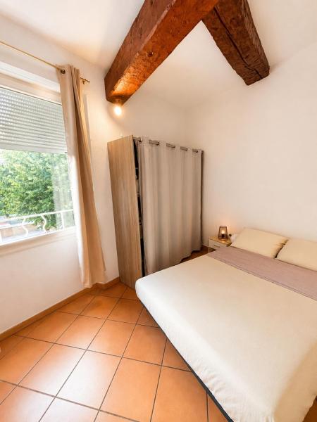 Bedroom Downtown Apartment With Parking And River View - Bédarieux