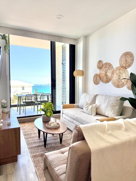 Lujoso Apartamento Con Balcón Y Vista Al Mar - San Andrés