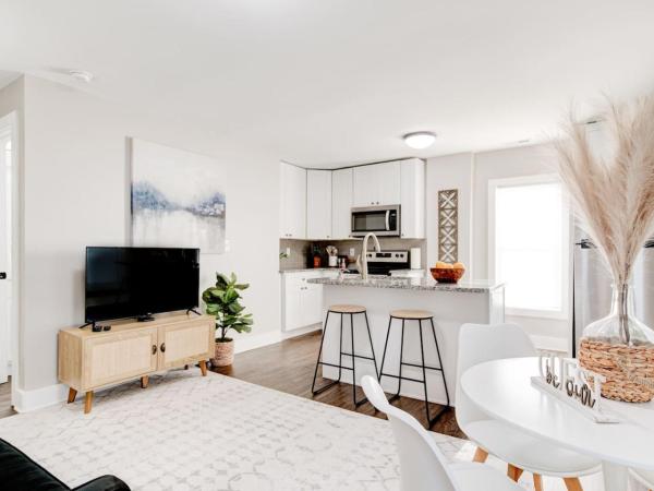 Cozy 1-bedroom Retreat, New Remodel, Fast Wi-fi - Columbus