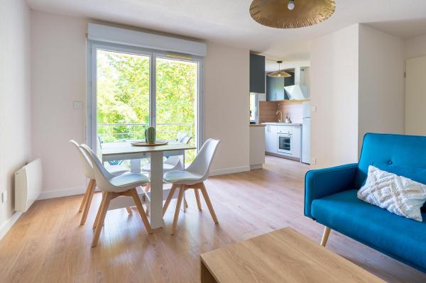 L'eden Bleu Parking Netflix Cafe - Moissac