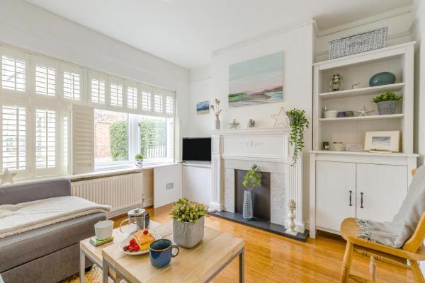 2 Bed In Holt Oc-2231 - Holt