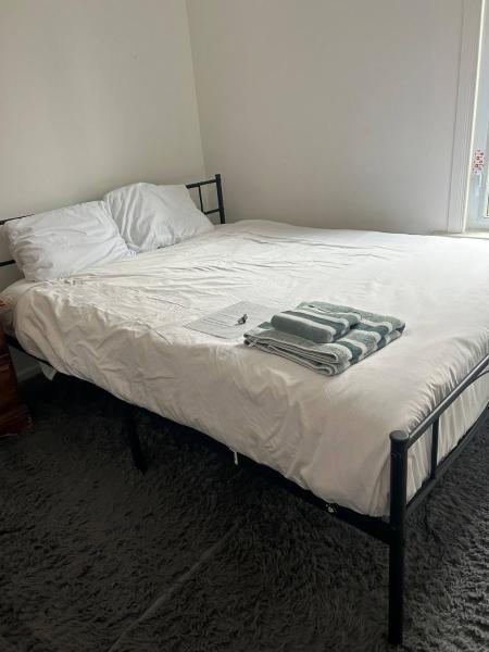Comfortable Cozy Private Room In A Shared House - Toronto