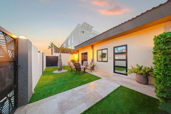 Pool & Jacuzzi Walkable To Palm Beach Complex - Aruba