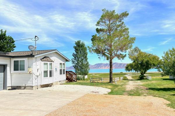 Spacious Family Home W/ Kayak + Deck On Bear Lake! - Garden City, UT