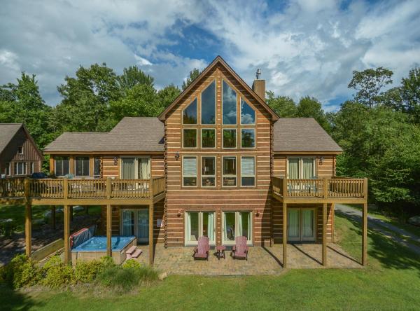 Mountain Top Lodge - Deep Creek Lake, MD