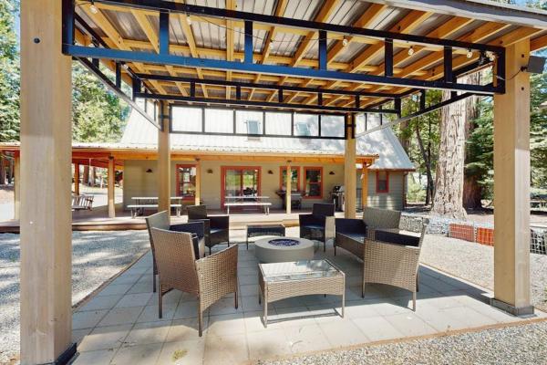 Sparrow Cabin - China Peak Mountain Resort, CA