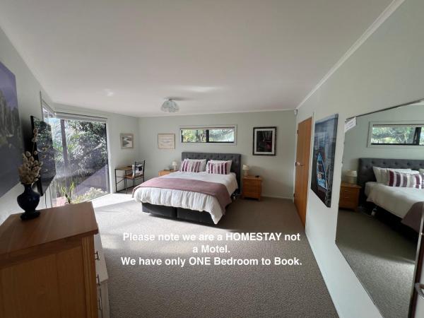 Restful Kerikeri Retreat - Heated Pool, Views And Private Bathroom - Northland