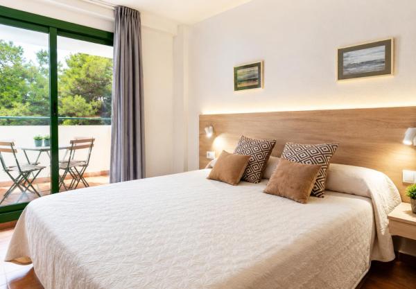 Spacious Garden View Apartment With Pool - Tarragona