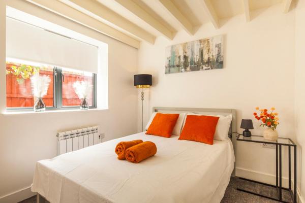 Peaceful Retreat Central London With Free Parking - London, UK