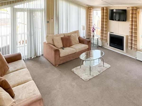 Sandy Shores Lodge - Towyn