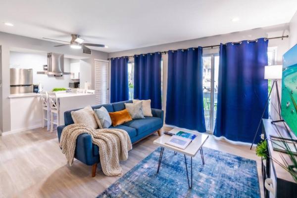 *Modern Bliss* Destin Beach (3 Pools& Tennis) - Destin, FL