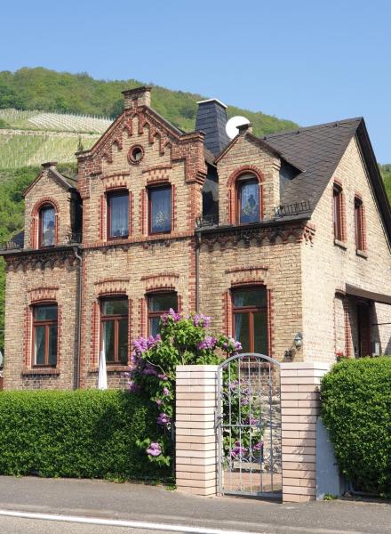 - Sankt Goarshausen
