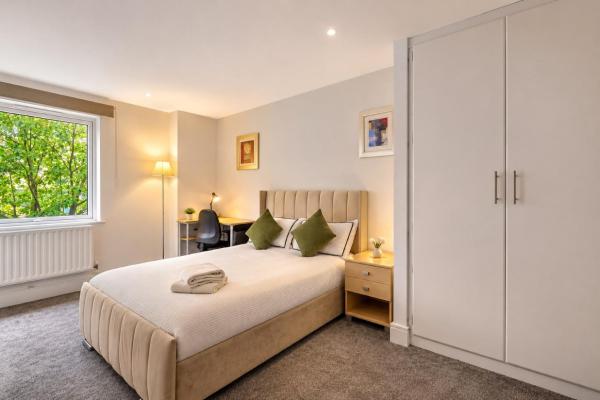 Canary Wharf Stays, Ensuite Room - Bromley