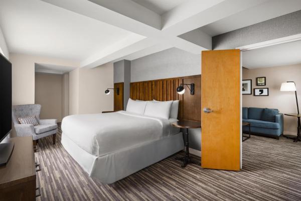Best Western Premier Plainview-long Island Hotel - Northport, NY