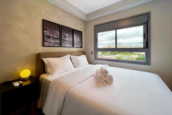 Apê Espaçoso Com Suite | 3min Shopping Ibirapuera - Moema