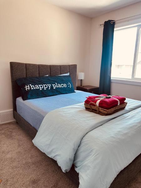 Private Guest Space & Lounge Near Jasper - Hinton, AB, Canada