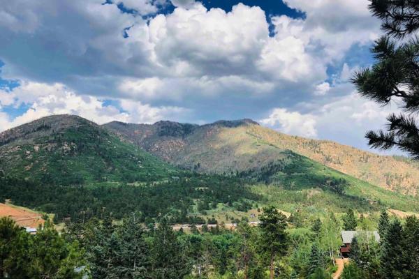 Winnemucca Spa - Private Guest Suite - Hot Tub, Sauna, Views - Woodland Park, CO
