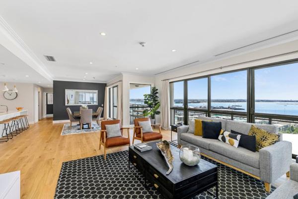 Heritage Penthouse In Cbd - 