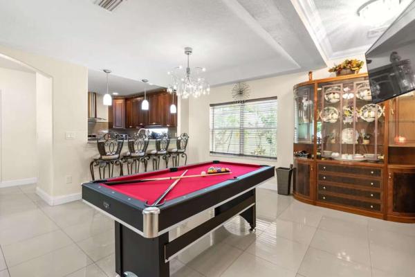 4br Escape 10 Mins To Madeira & Clearwater Beach - St. Petersburg, FL