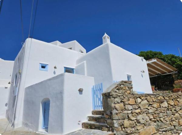 18th-century Heritage Stone House With Private Garden - Mykonos