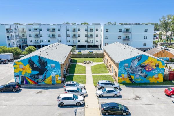 Double Beach Suites On 19th Street - Virginia Beach, VA