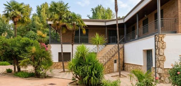 Villa Dolores - Piscina Privada, Tenis Y Pingpong - Priego De Córdoba - Priego de Córdoba
