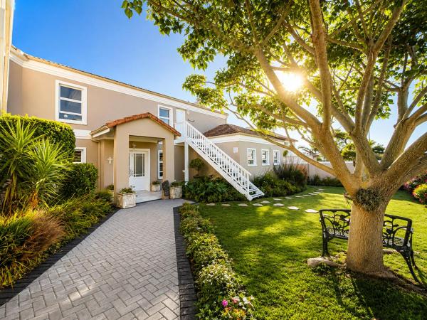 Calm Waters Guesthouse - Plettenberg Bay