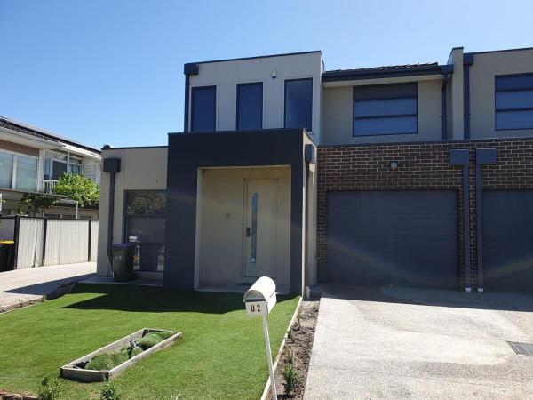 Spacious N Comfortable Modern Family Home Near Train Station With Free Wifi U1 - Point Cook