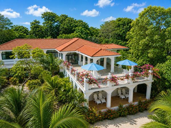 The Hacienda Beach Resort - Honduras