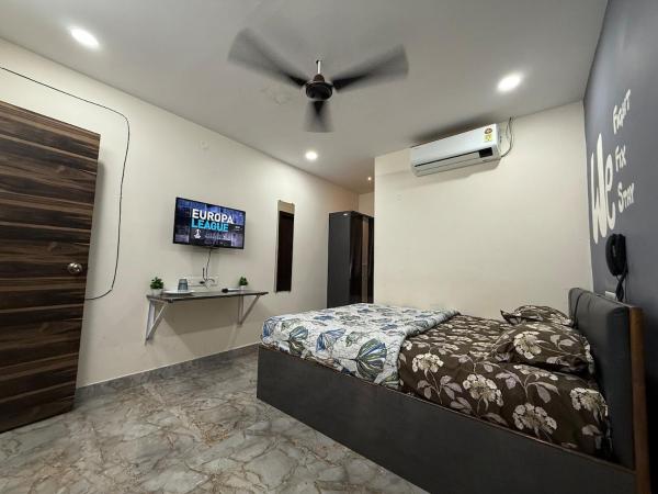 Just You, Your Person, And A Cozy Escape - Hyderabad