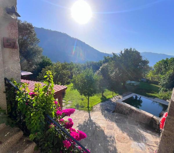 Villa Dos Santos - Gerês Country House - Terras de Bouro