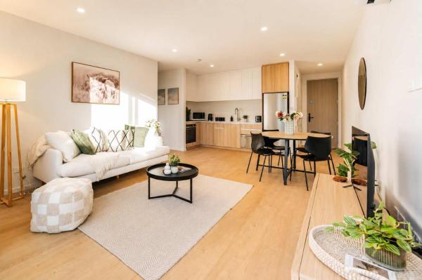 Central 1br Apartment With Kitchen & Patio - New Zealand