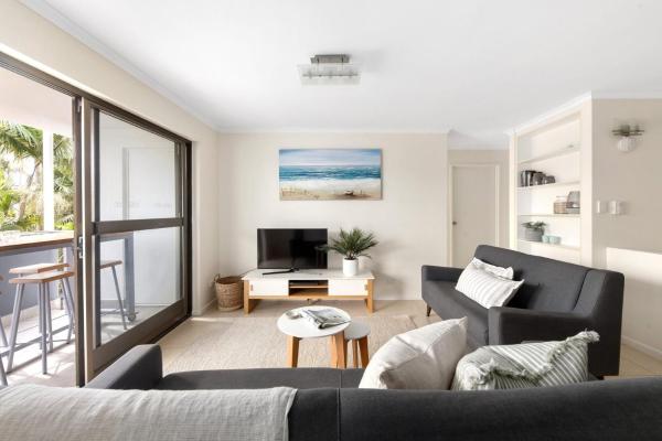 Soundhaven 1 Noosa Parade With Pool - Peregian Beach