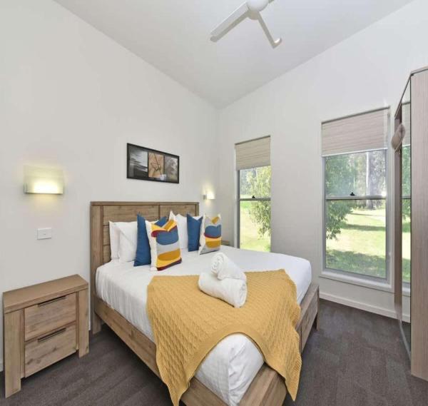 Ironbark Hill Pokolbin Private Villa Located On Vineyard And Restaurant - Pokolbin