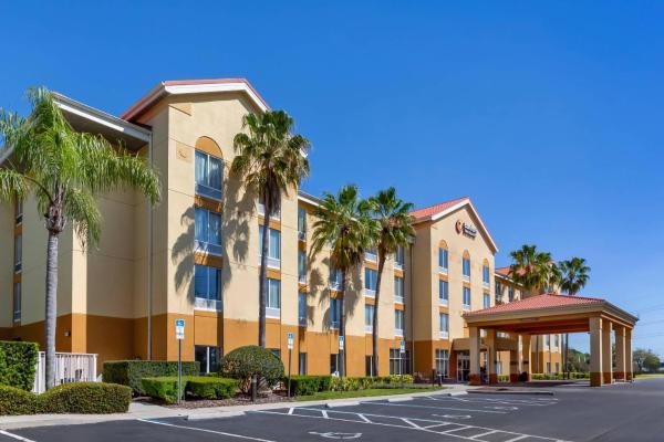 Comfort Inn & Suites Orlando North - Deltona, FL
