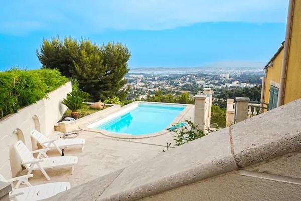 Villa Chaleureuse Toulon 120 M² Piscine Privée - Toulon