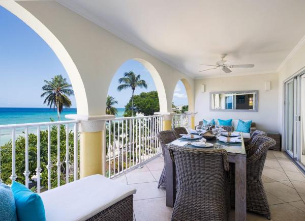 Modern Beachfront Condo With Pool - Sapphire 317 - Bridgetown