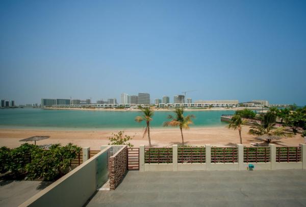 Luxurious 6-bhk Villa With Direct Beach -Rakvista - Ras al Khaimah