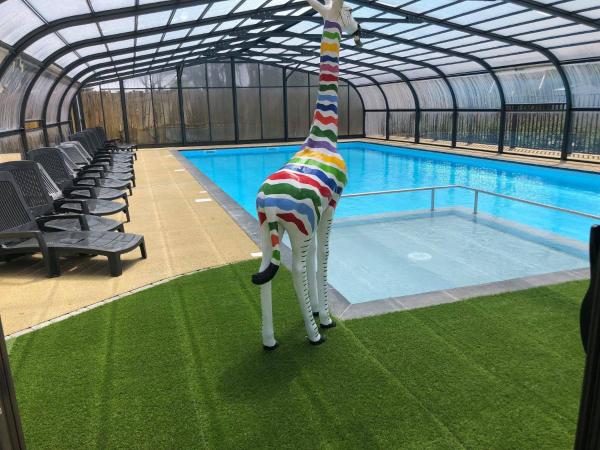 Sun & Pool - Mobil-home 3 Ch, Terrasse Et Piscine - Le Perrier