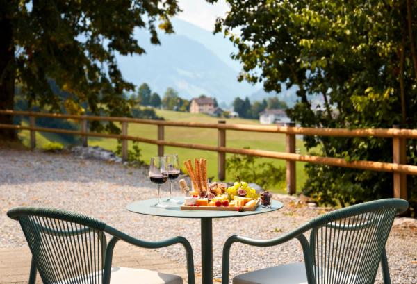 Pssst! Alpine View Studio - Yoga - Near Luzern - M2 Retreats - Ennetbürgen
