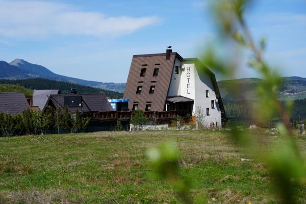 Hotel Planinska Kraljica - Ravna Planina - Pale - Bosnia-Hercegovina