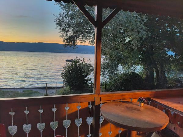 Chalet Cosy Au Bord Du Lac - Neuchâtel