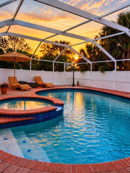 Casa Kampa, Con 3 Bedrooms And 3 Bathrooms, Offers A Heated Swimming Pool And A Heated Spa At No Extra Cost - Tampa