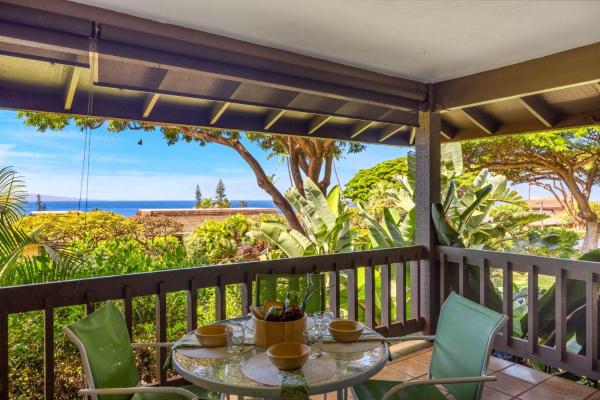 Ocean Views, 2br Retreat, Less Than 5 Minutes To The Beach - Kaanapali Plantation 20 - Lahaina, HI