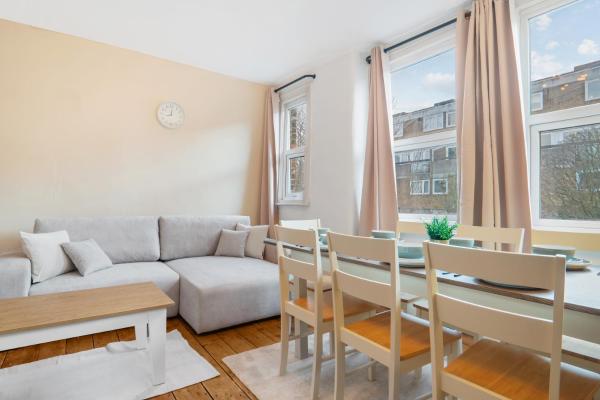 Charming 3 Bedroom House In Barons Court - Notting Hill