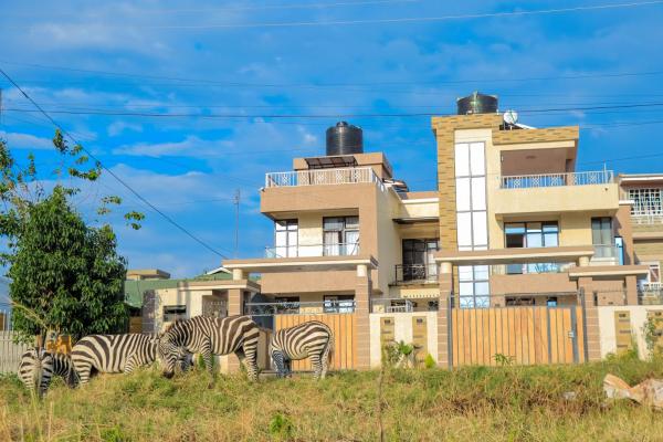 The Lake House- 5 Bedrooms Villa - Kenia