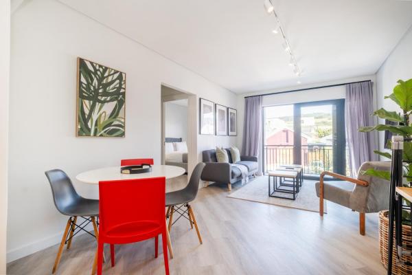 Paarl 2br Family Friendly Apartment With Parking - Paarl